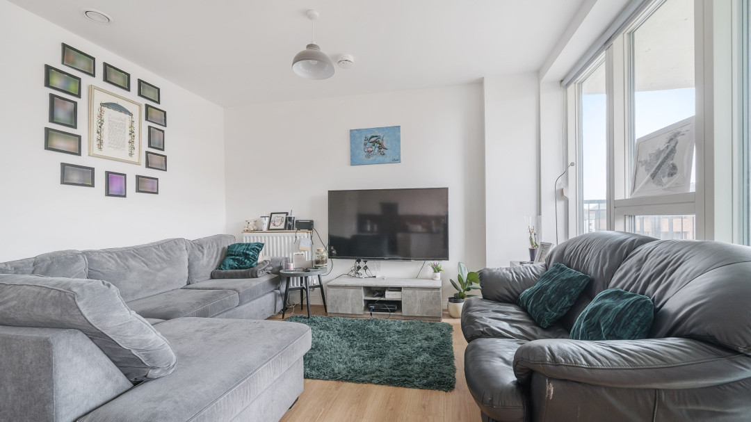 2 bedroom homes | Highbrook House, N20 0DY | Homes for Londoners