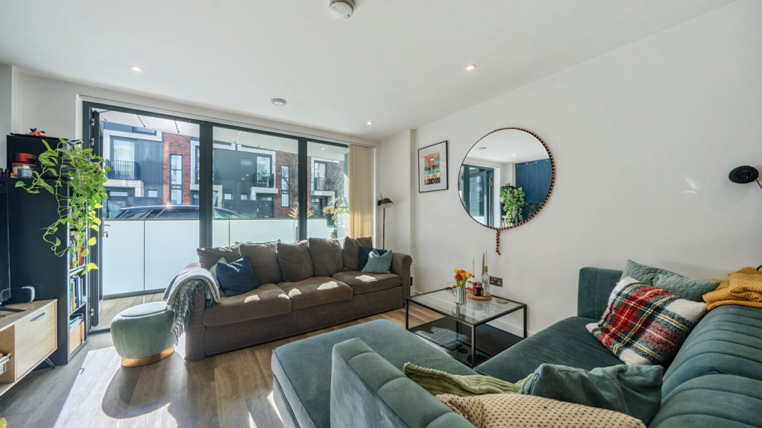 1 bedroom homes | 16 Hawthorne Crescent, SE10 9GT | Homes for Londoners